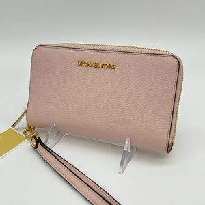 Michael Kors | Bags | Michael Kors Large Flat Mf Phone Case Wallet ...